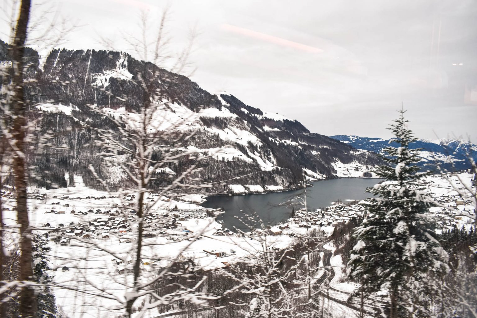 Golden Pass na Suíça, o passeio de trem entre Lucerna e Montreux - O ...